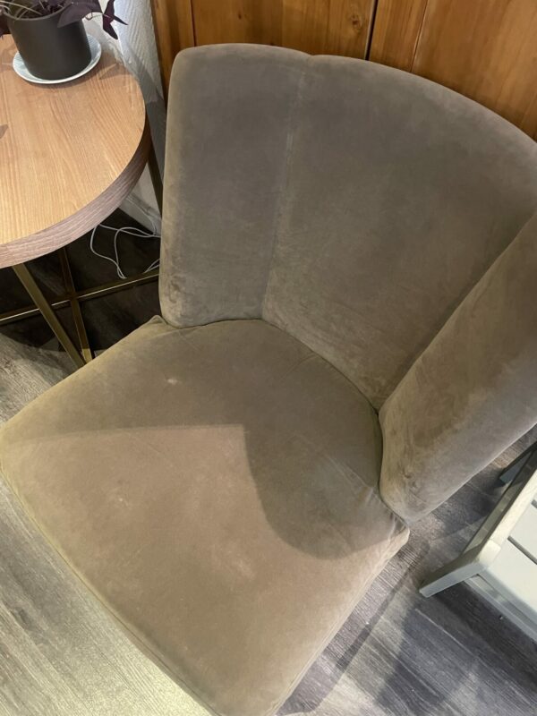 Fauteuil velours gris foncé - LesMeublesCirculaires.fr